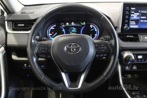 Balts Toyota RAV4 2022 Tallina, ar dzinēja tilpumu 2.50 L un nobraukumu 147 tūkst. km par 23790 €, foto 16 vietnē AUTOMOTO.COM.LV
