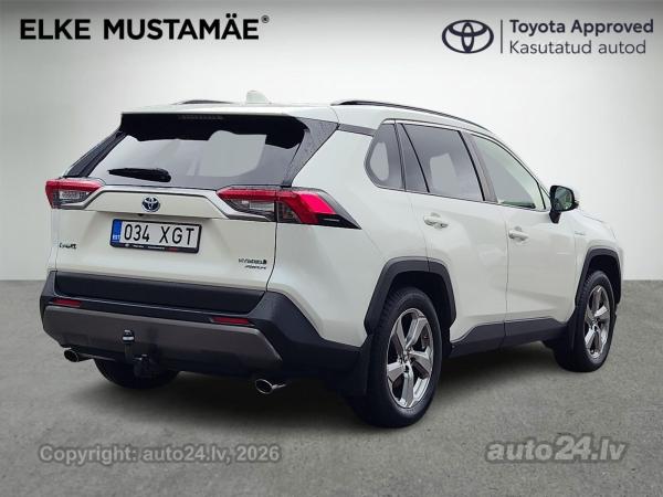 Balts Toyota RAV4 2022 Tallina, ar dzinēja tilpumu 2.49 L un nobraukumu 117 tūkst. km par 31995 €, foto 3 vietnē AUTOMOTO.COM.LV