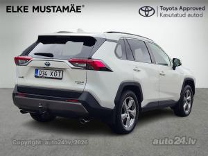 Balts Toyota RAV4 2022 Tallina, ar dzinēja tilpumu 2.49 L un nobraukumu 117 tūkst. km par 31995 €, foto 3 vietnē AUTOMOTO.COM.LV