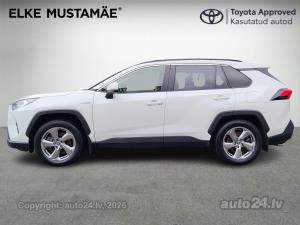 Balts Toyota RAV4 2022 Tallina, ar dzinēja tilpumu 2.49 L un nobraukumu 117 tūkst. km par 31995 €, foto 4 vietnē AUTOMOTO.COM.LV
