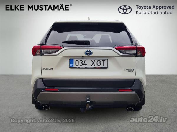 Balts Toyota RAV4 2022 Tallina, ar dzinēja tilpumu 2.49 L un nobraukumu 117 tūkst. km par 31995 €, foto 5 vietnē AUTOMOTO.COM.LV