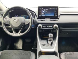 Balts Toyota RAV4 2022 Tallina, ar dzinēja tilpumu 2.49 L un nobraukumu 117 tūkst. km par 31995 €, foto 9 vietnē AUTOMOTO.COM.LV