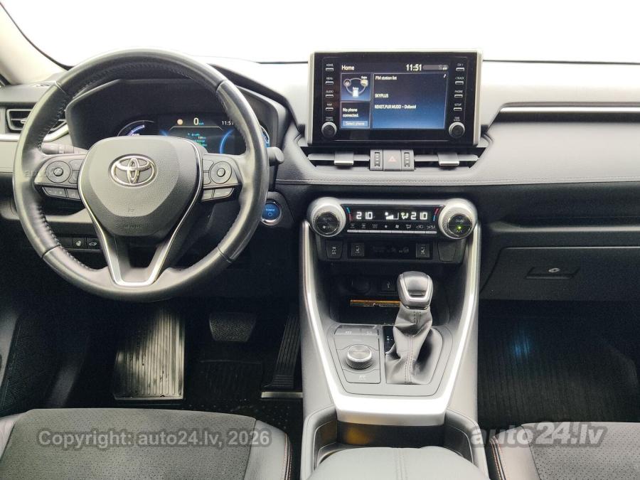 Balts Toyota RAV4 2022 Tallina, ar dzinēja tilpumu 2.49 L un nobraukumu 117 tūkst. km par 31995 €, foto 9 vietnē AUTOMOTO.COM.LV