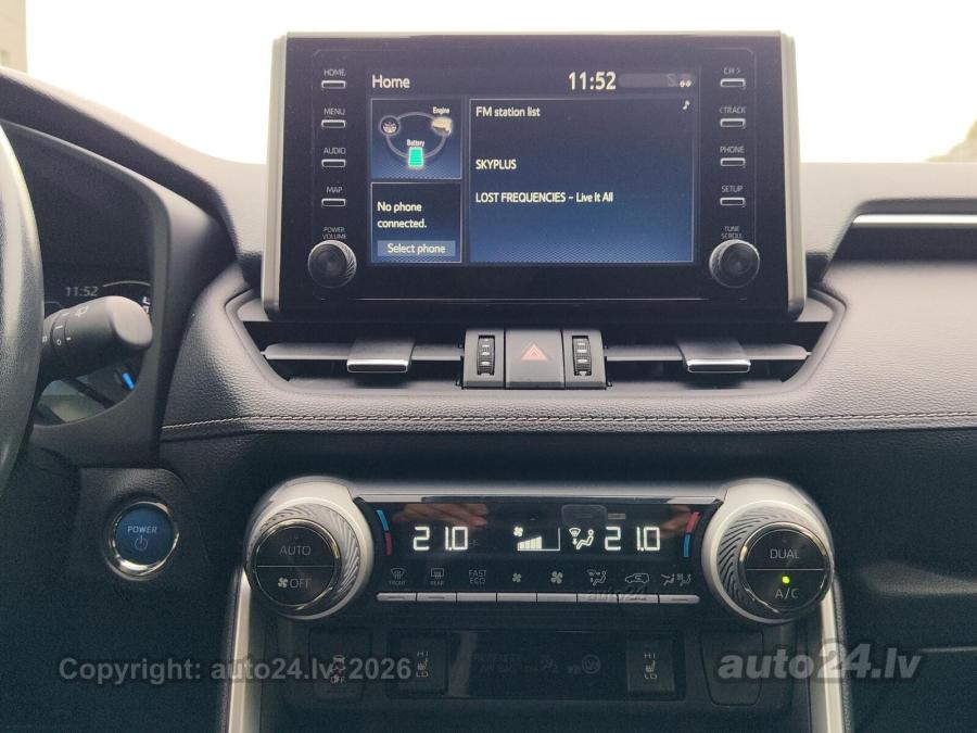 Balts Toyota RAV4 2022 Tallina, ar dzinēja tilpumu 2.49 L un nobraukumu 117 tūkst. km par 31995 €, foto 15 vietnē AUTOMOTO.COM.LV