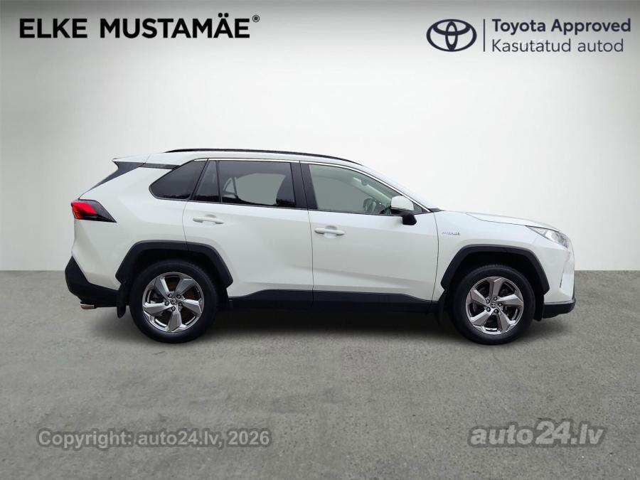 Balts Toyota RAV4 2022 Tallina, ar dzinēja tilpumu 2.49 L un nobraukumu 117 tūkst. km par 31995 €, foto 17 vietnē AUTOMOTO.COM.LV