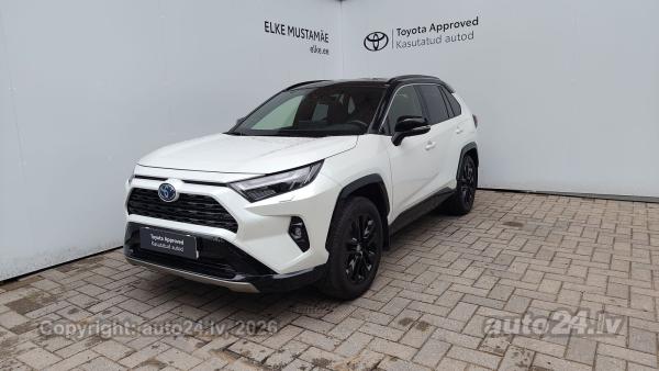 White Toyota RAV4 2023 in Tallinn, with an engine capacity of 2.49 L and mileage of 21 thousand km for 39495 €, photo 1 on AUTOMOTO.COM.LV