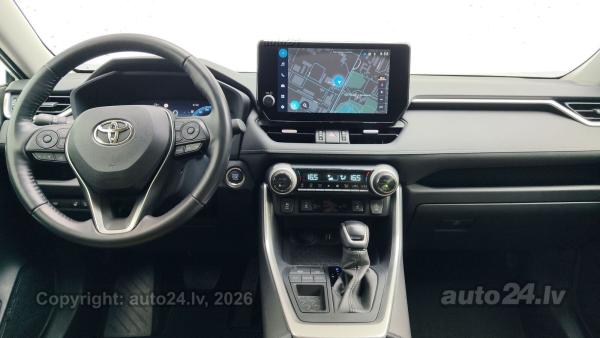 White Toyota RAV4 2023 in Tallinn, with an engine capacity of 1.99 L and mileage of 57 thousand km for 29995 €, photo 8 on AUTOMOTO.COM.LV