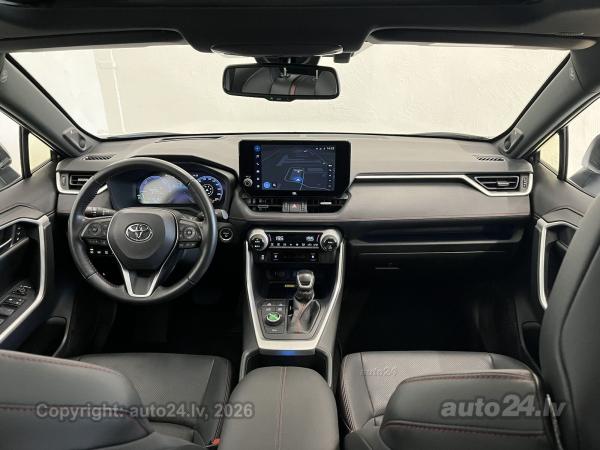 Balts Toyota RAV4 2024 Rakvere, ar dzinēja tilpumu 2.49 L un nobraukumu 30 tūkst. km par 49490 €, foto 7 vietnē AUTOMOTO.COM.LV