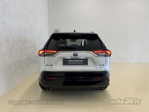 White Toyota RAV4 2024 in Rakvere, with an engine capacity of 2.49 L and mileage of 30 thousand km for 49490 €, photo 19 on AUTOMOTO.COM.LV