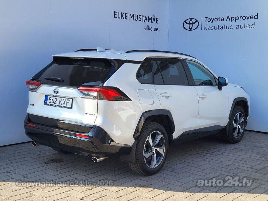 Balts Toyota RAV4 2025 Tallina, ar dzinēja tilpumu 2.49 L un nobraukumu 8 tūkst. km par 47495 €, foto 2 vietnē AUTOMOTO.COM.LV