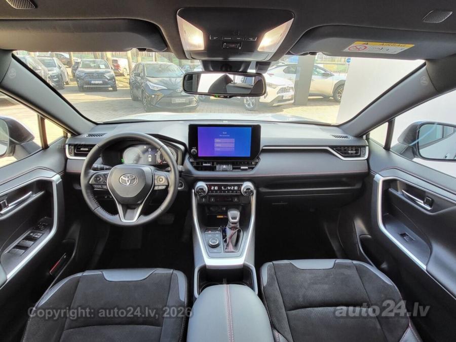 Balts Toyota RAV4 2025 Tallina, ar dzinēja tilpumu 2.49 L un nobraukumu 8 tūkst. km par 47495 €, foto 8 vietnē AUTOMOTO.COM.LV