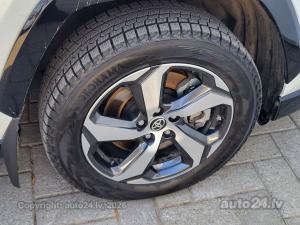 Balts Toyota RAV4 2025 Tallina, ar dzinēja tilpumu 2.49 L un nobraukumu 8 tūkst. km par 47495 €, foto 15 vietnē AUTOMOTO.COM.LV