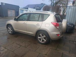 Dzeltens Toyota RAV4 2007 Klaipėda, ar dzinēja tilpumu 2.00 L un nobraukumu 230 tūkst. km par 3900 €, foto 3 vietnē AUTOMOTO.COM.LV