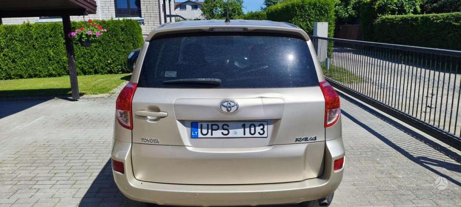 Dzeltens Toyota RAV4 2007 Šilutė, ar dzinēja tilpumu 2.23 L un nobraukumu 259 tūkst. km par 4100 €, foto 6 vietnē AUTOMOTO.COM.LV