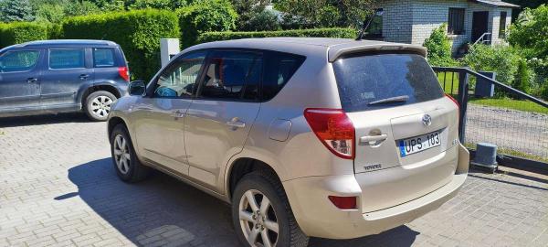 Dzeltens Toyota RAV4 2007 Šilutė, ar dzinēja tilpumu 2.23 L un nobraukumu 259 tūkst. km par 4100 €, foto 6 vietnē AUTOMOTO.COM.LV