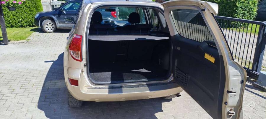 Dzeltens Toyota RAV4 2007 Šilutė, ar dzinēja tilpumu 2.23 L un nobraukumu 259 tūkst. km par 4100 €, foto 8 vietnē AUTOMOTO.COM.LV