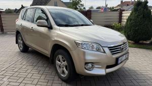 Dzeltens Toyota RAV4 2011 Marijampole, ar dzinēja tilpumu 2.23 L un nobraukumu 222 tūkst. km par 7900 €, foto 3 vietnē AUTOMOTO.COM.LV