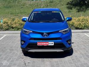 Yellow Toyota RAV4 2016 in Vilnius, with an engine capacity of 0.00 L and mileage of 210 thousand km for 16250 €, photo 3 on AUTOMOTO.COM.LV