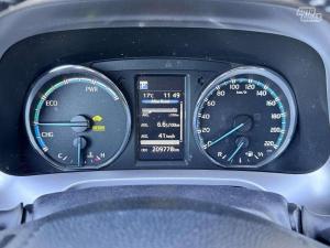 Yellow Toyota RAV4 2016 in Vilnius, with an engine capacity of 0.00 L and mileage of 210 thousand km for 16250 €, photo 16 on AUTOMOTO.COM.LV