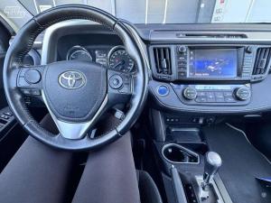 Yellow Toyota RAV4 2016 in Vilnius, with an engine capacity of 0.00 L and mileage of 210 thousand km for 16250 €, photo 17 on AUTOMOTO.COM.LV