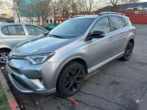 Yellow Toyota RAV4 2019 in Vilnius, with an engine capacity of 0.00 L and mileage of 238 thousand km for 13500 €, photo 2 on AUTOMOTO.COM.LV