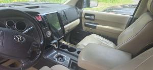 Brūns Toyota Sequoia 2008 Viļņa, ar dzinēja tilpumu 5.66 L un nobraukumu 512 tūkst. km par 19000 €, foto 14 vietnē AUTOMOTO.COM.LV