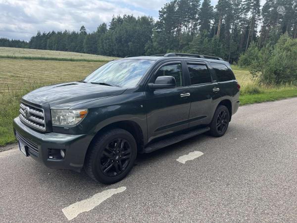 Green Toyota Sequoia 2008 in Vilnius, with an engine capacity of 5.66 L and mileage of 237 thousand km for 18700 €, photo 4 on AUTOMOTO.COM.LV