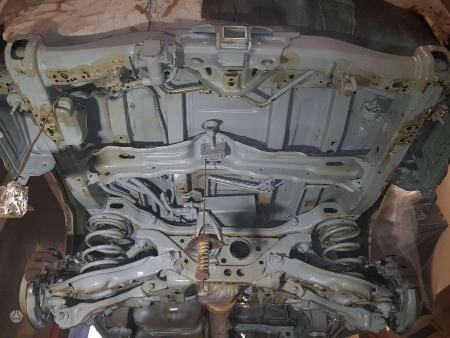 Green Toyota Sequoia 2008 in Vilnius, with an engine capacity of 5.66 L and mileage of 237 thousand km for 18700 €, photo 20 on AUTOMOTO.COM.LV
