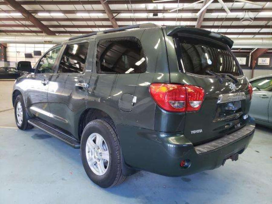 Green Toyota Sequoia 2008 in Vilnius, with an engine capacity of 5.66 L and mileage of 237 thousand km for 18700 €, photo 24 on AUTOMOTO.COM.LV