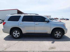 Grey Toyota Sequoia 2017 in Klaipeda, with an engine capacity of 5.70 L and mileage of 317 thousand km for 9300 €, photo 3 on AUTOMOTO.COM.LV