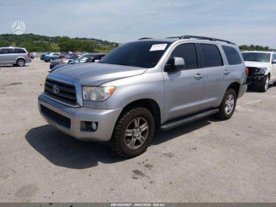 Grey Toyota Sequoia 2017 in Klaipeda, with an engine capacity of 5.70 L and mileage of 317 thousand km for 9300 €, photo 4 on AUTOMOTO.COM.LV