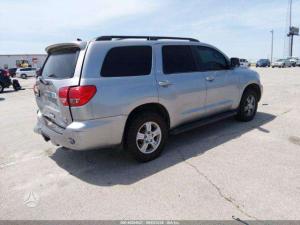 Grey Toyota Sequoia 2017 in Klaipeda, with an engine capacity of 5.70 L and mileage of 317 thousand km for 9300 €, photo 5 on AUTOMOTO.COM.LV