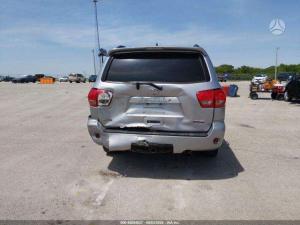 Grey Toyota Sequoia 2017 in Klaipeda, with an engine capacity of 5.70 L and mileage of 317 thousand km for 9300 €, photo 8 on AUTOMOTO.COM.LV
