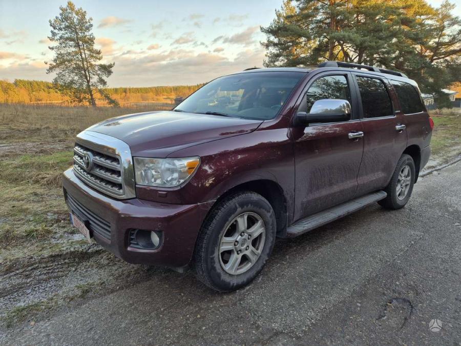 Sarkans Toyota Sequoia 2008 Kauņa, ar dzinēja tilpumu 5.66 L un nobraukumu 249 tūkst. km par 13000 €, foto 1 vietnē AUTOMOTO.COM.LV