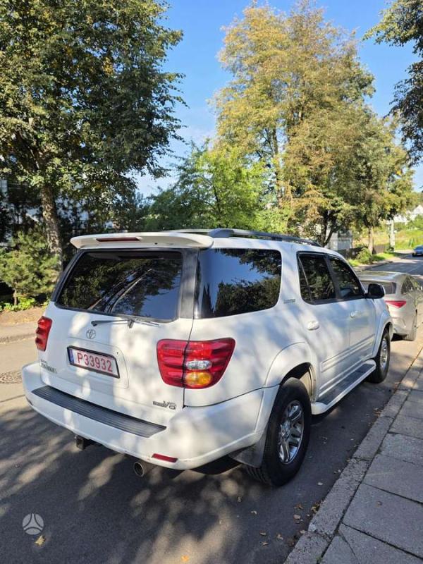 White Toyota Sequoia 2003 in Vilnius, with an engine capacity of 4.66 L and mileage of 270 thousand km for 9500 €, photo 7 on AUTOMOTO.COM.LV
