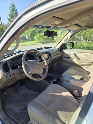 White Toyota Sequoia 2003 in Vilnius, with an engine capacity of 4.66 L and mileage of 270 thousand km for 9500 €, photo 65 on AUTOMOTO.COM.LV