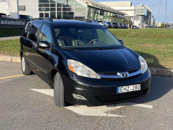 Black Toyota Sienna 2008 in Vilnius, with an engine capacity of 3.50 L and mileage of 212 thousand km for 7900 €, photo 5 on AUTOMOTO.COM.LV