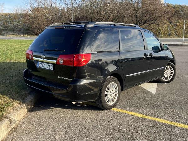 Black Toyota Sienna 2008 in Vilnius, with an engine capacity of 3.50 L and mileage of 212 thousand km for 7900 €, photo 7 on AUTOMOTO.COM.LV