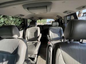 Black Toyota Sienna 2008 in Vilnius, with an engine capacity of 3.50 L and mileage of 212 thousand km for 7900 €, photo 13 on AUTOMOTO.COM.LV