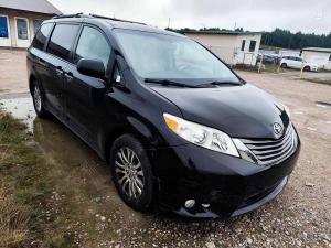 Black Toyota Sienna 2010 in Vilnius, with an engine capacity of 3.46 L and mileage of 160 thousand km for 5700 €, photo 3 on AUTOMOTO.COM.LV