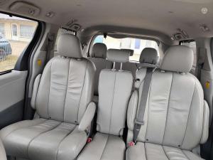 Black Toyota Sienna 2010 in Vilnius, with an engine capacity of 3.46 L and mileage of 160 thousand km for 5700 €, photo 8 on AUTOMOTO.COM.LV