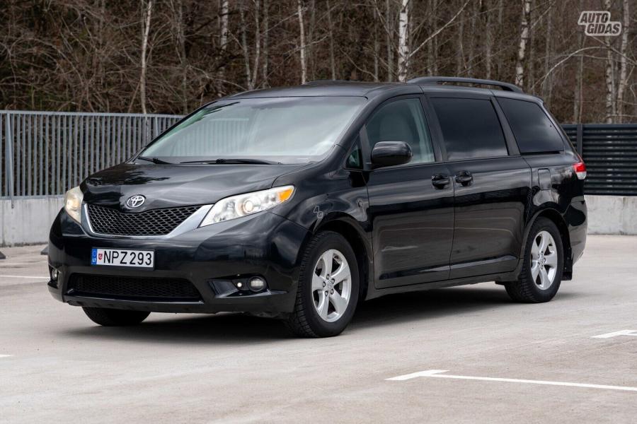 Melns Toyota Sienna 2014 Viļņa, ar dzinēja tilpumu 3.50 L un nobraukumu 235 tūkst. km par 13900 €, foto 9 vietnē AUTOMOTO.COM.LV