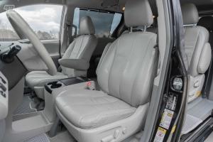 Melns Toyota Sienna 2014 Viļņa, ar dzinēja tilpumu 3.50 L un nobraukumu 235 tūkst. km par 13900 €, foto 12 vietnē AUTOMOTO.COM.LV