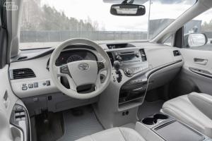 Melns Toyota Sienna 2014 Viļņa, ar dzinēja tilpumu 3.50 L un nobraukumu 235 tūkst. km par 13900 €, foto 17 vietnē AUTOMOTO.COM.LV