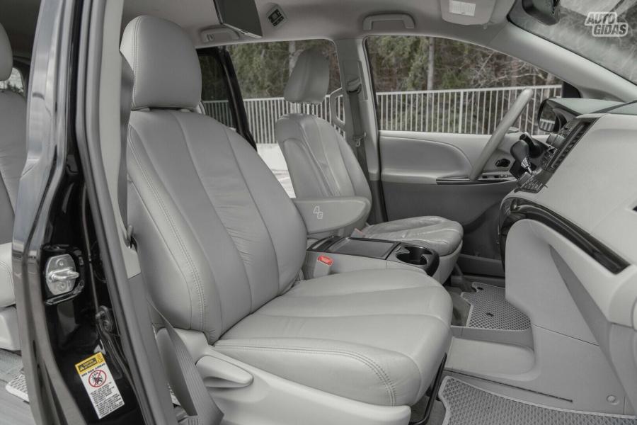 Melns Toyota Sienna 2014 Viļņa, ar dzinēja tilpumu 3.50 L un nobraukumu 235 tūkst. km par 13900 €, foto 19 vietnē AUTOMOTO.COM.LV