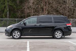 Melns Toyota Sienna 2014 Viļņa, ar dzinēja tilpumu 3.50 L un nobraukumu 235 tūkst. km par 13300 €, foto 4 vietnē AUTOMOTO.COM.LV