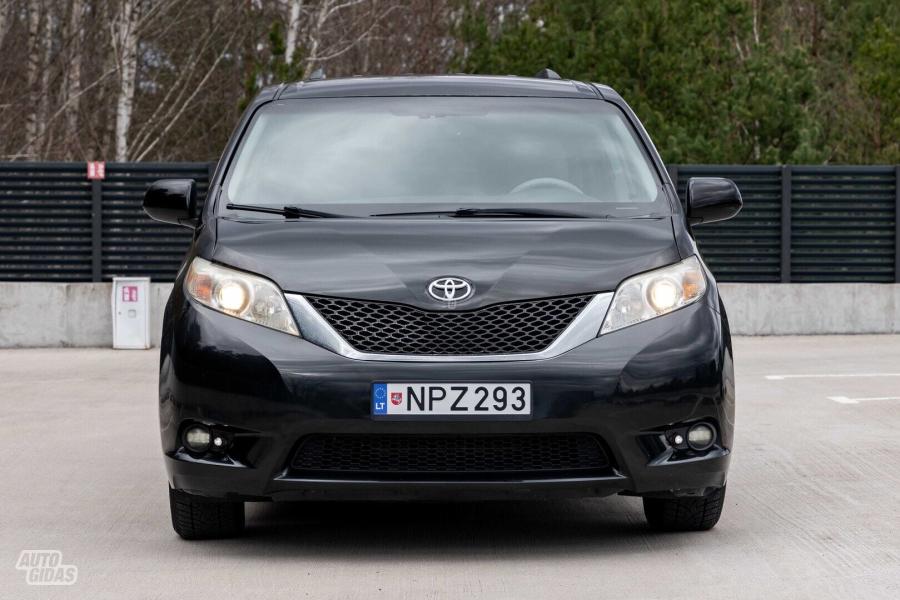 Melns Toyota Sienna 2014 Viļņa, ar dzinēja tilpumu 3.50 L un nobraukumu 235 tūkst. km par 13300 €, foto 8 vietnē AUTOMOTO.COM.LV