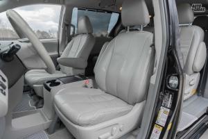 Melns Toyota Sienna 2014 Viļņa, ar dzinēja tilpumu 3.50 L un nobraukumu 235 tūkst. km par 13300 €, foto 16 vietnē AUTOMOTO.COM.LV