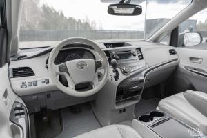 Melns Toyota Sienna 2014 Viļņa, ar dzinēja tilpumu 3.50 L un nobraukumu 235 tūkst. km par 13300 €, foto 17 vietnē AUTOMOTO.COM.LV