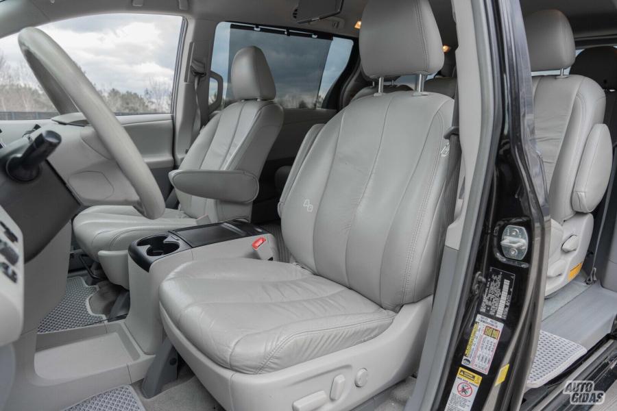 Melns Toyota Sienna 2014 Viļņa, ar dzinēja tilpumu 3.50 L un nobraukumu 235 tūkst. km par 13300 €, foto 18 vietnē AUTOMOTO.COM.LV